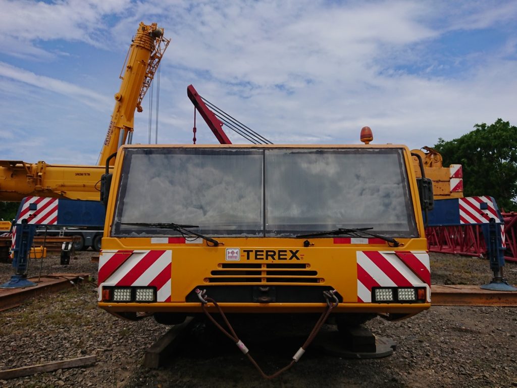 Grúa demag ac700 – Hertz – Ingeniería en Izamientos Industriales